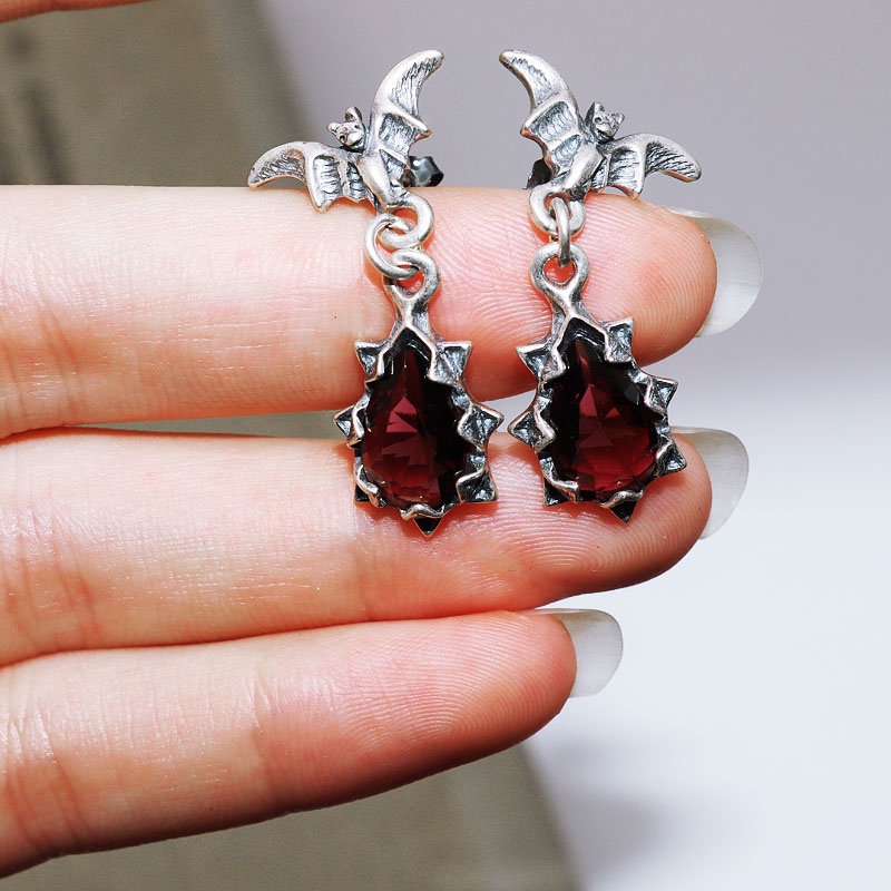 Aretes De Circón Góticos Oscuros Con Personalidad De Moda Punk Rock Hip ...