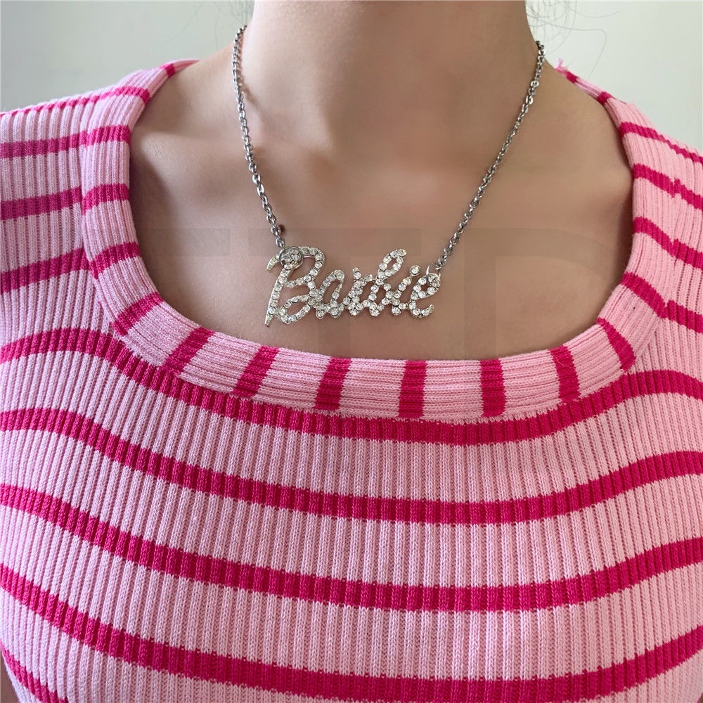 90s Millennial Hot Girl Barbie Llena De Letras De Diamante De Titanio ...