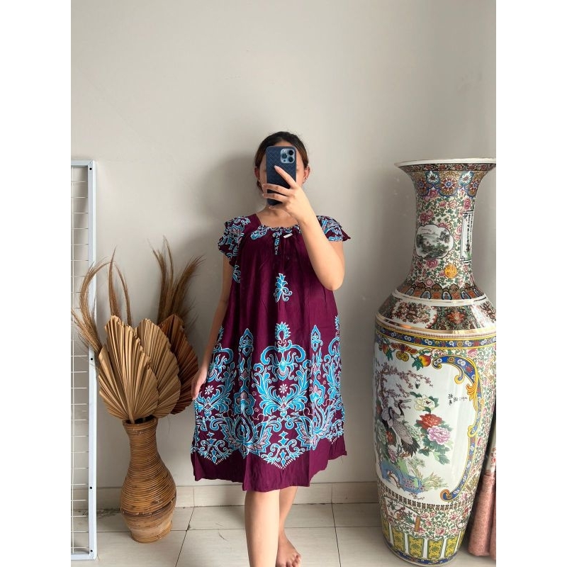 Bts BATIK DASTER DONNA Modelo Pecho De Goma Apilado Código De La Mano ...